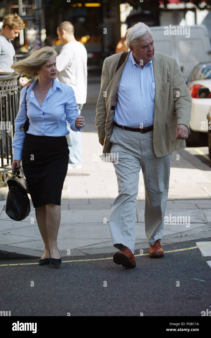 John simpson hi-res stock photography and images - Alamy