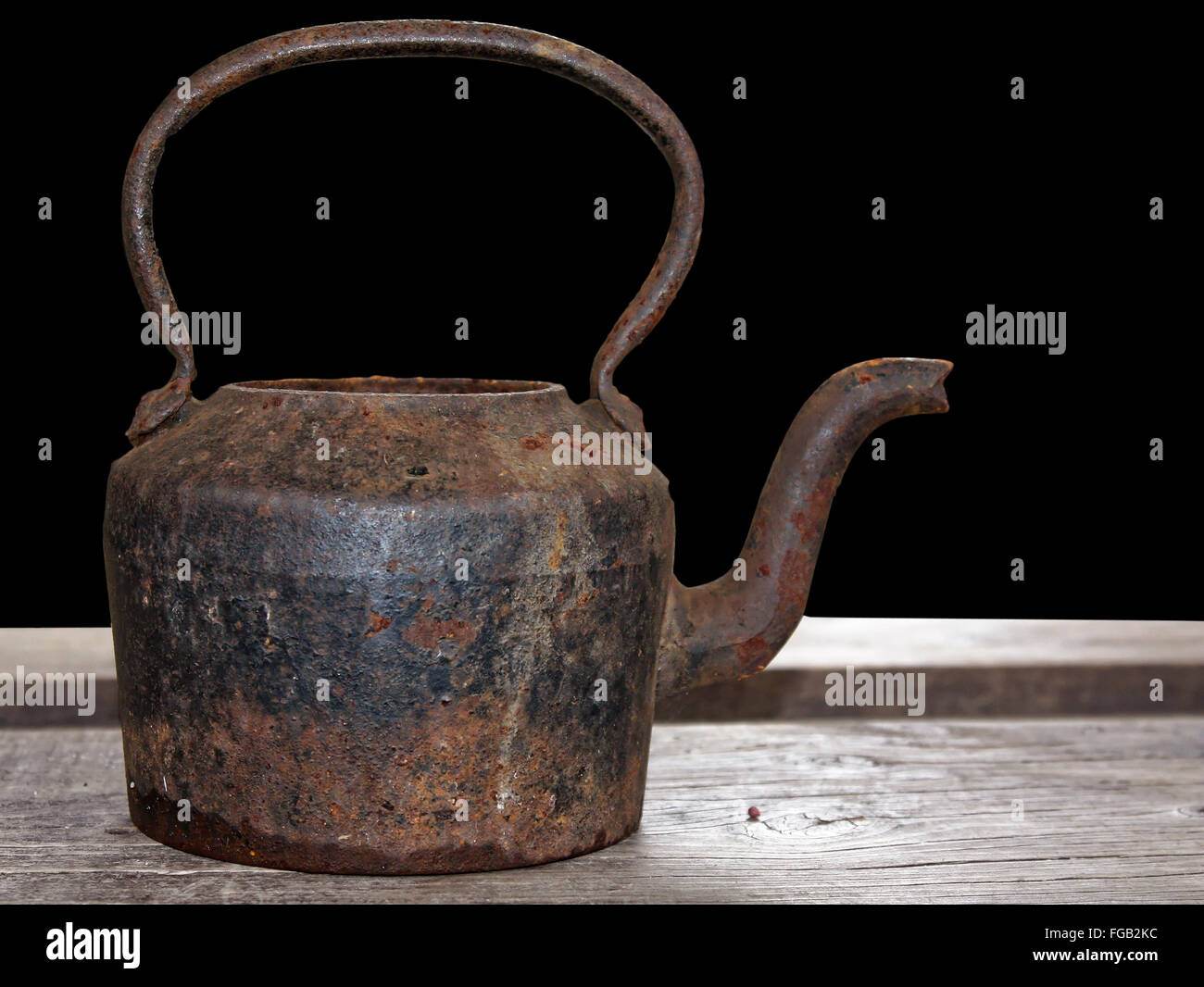 Old teapot hi-res stock photography and images - Alamy
