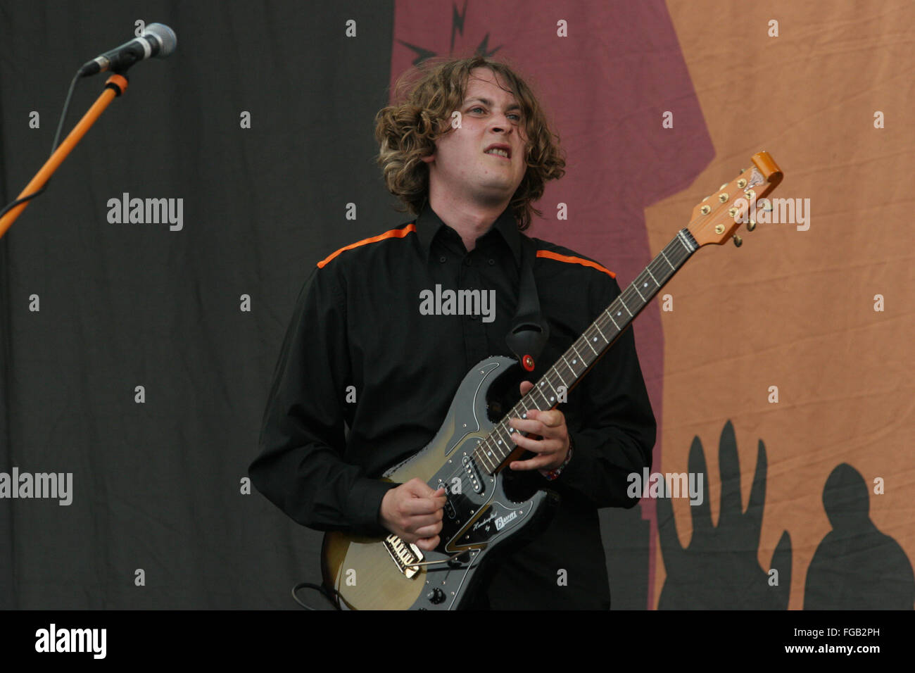 Dave McCabe lead singer in The Zutons performing at the Glastonbury ...