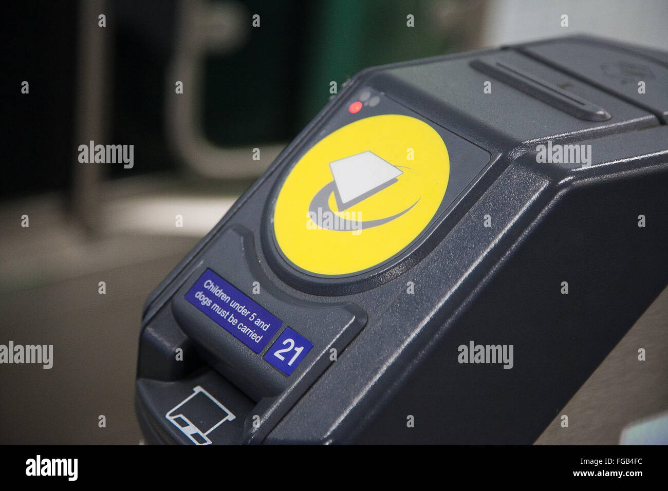 Oyster barriers hi-res stock photography and images - Alamy