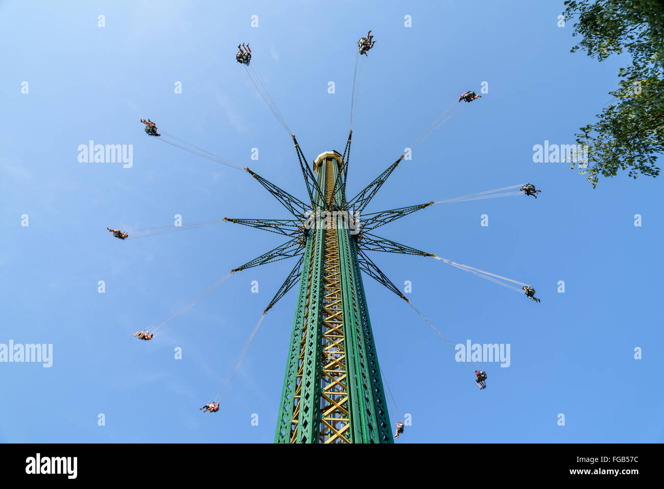 Swing ride amusement park hi-res stock photography and images - Alamy