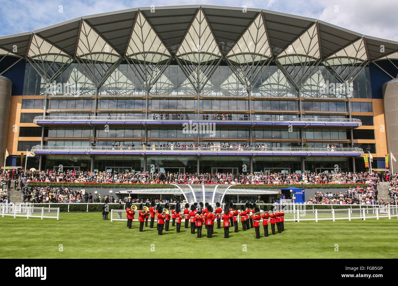 Stadium royal family hi-res stock photography and images - Alamy