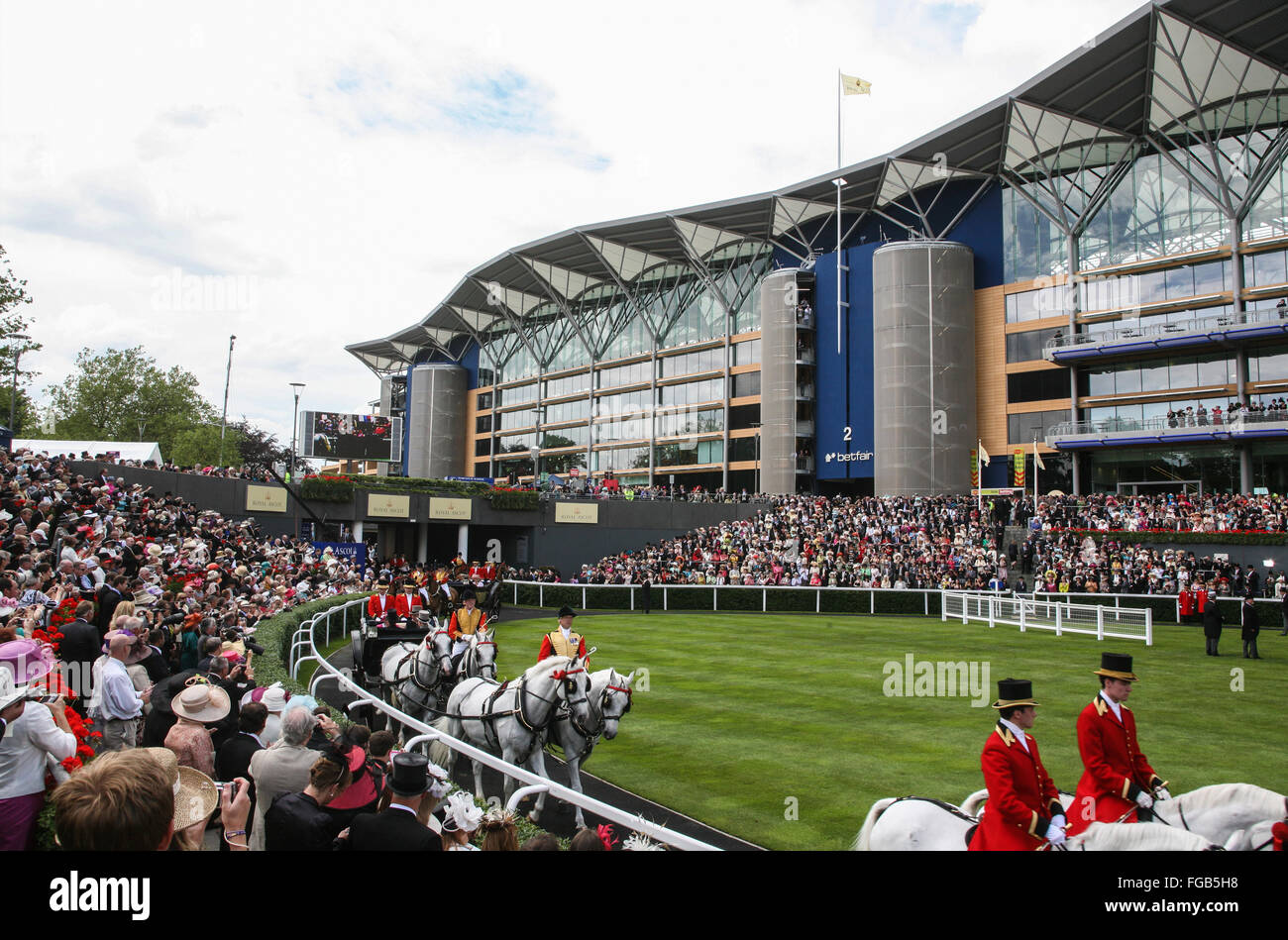 Stadium royal family hi-res stock photography and images - Alamy