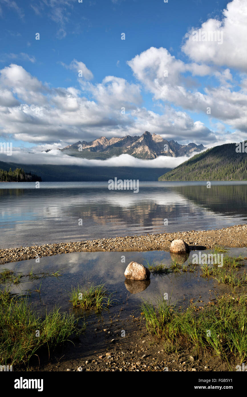 Redfish lake reflection grass hi-res stock photography and images - Alamy