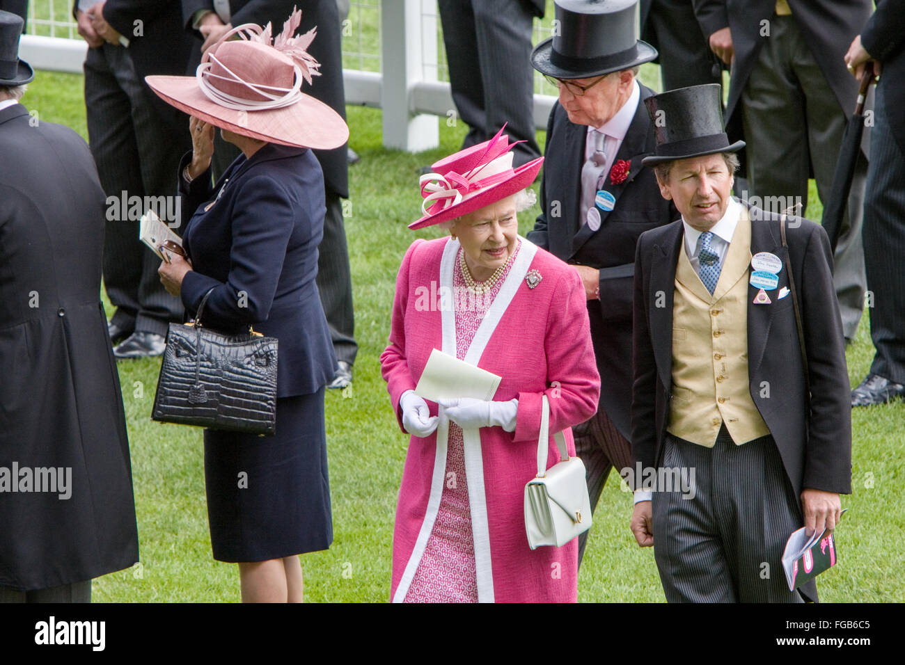 Flutter balcony hi-res stock photography and images - Alamy