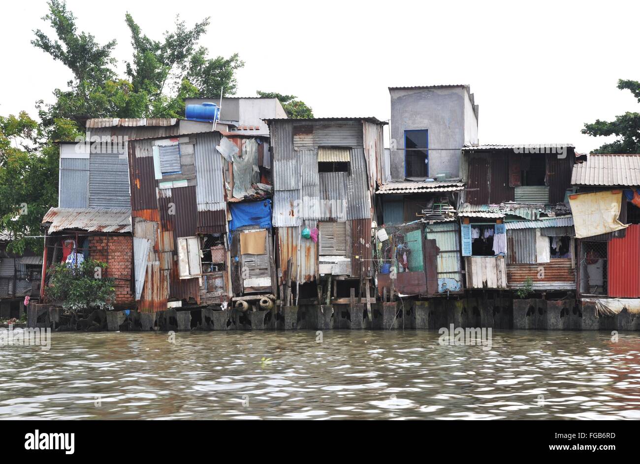 Bad condition houses hi-res stock photography and images - Alamy