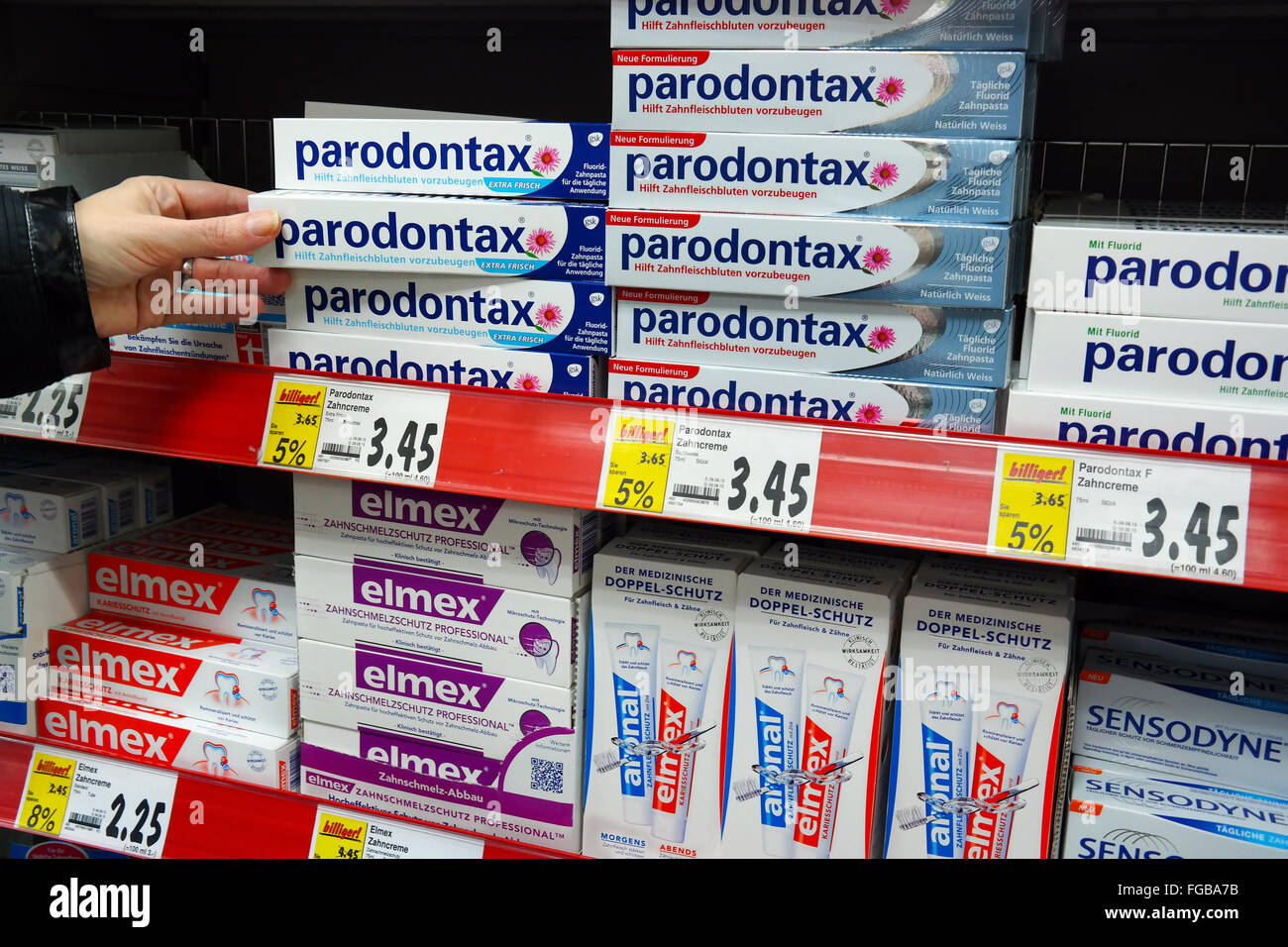 Sensodyne toothpaste hi-res stock photography and images - Alamy