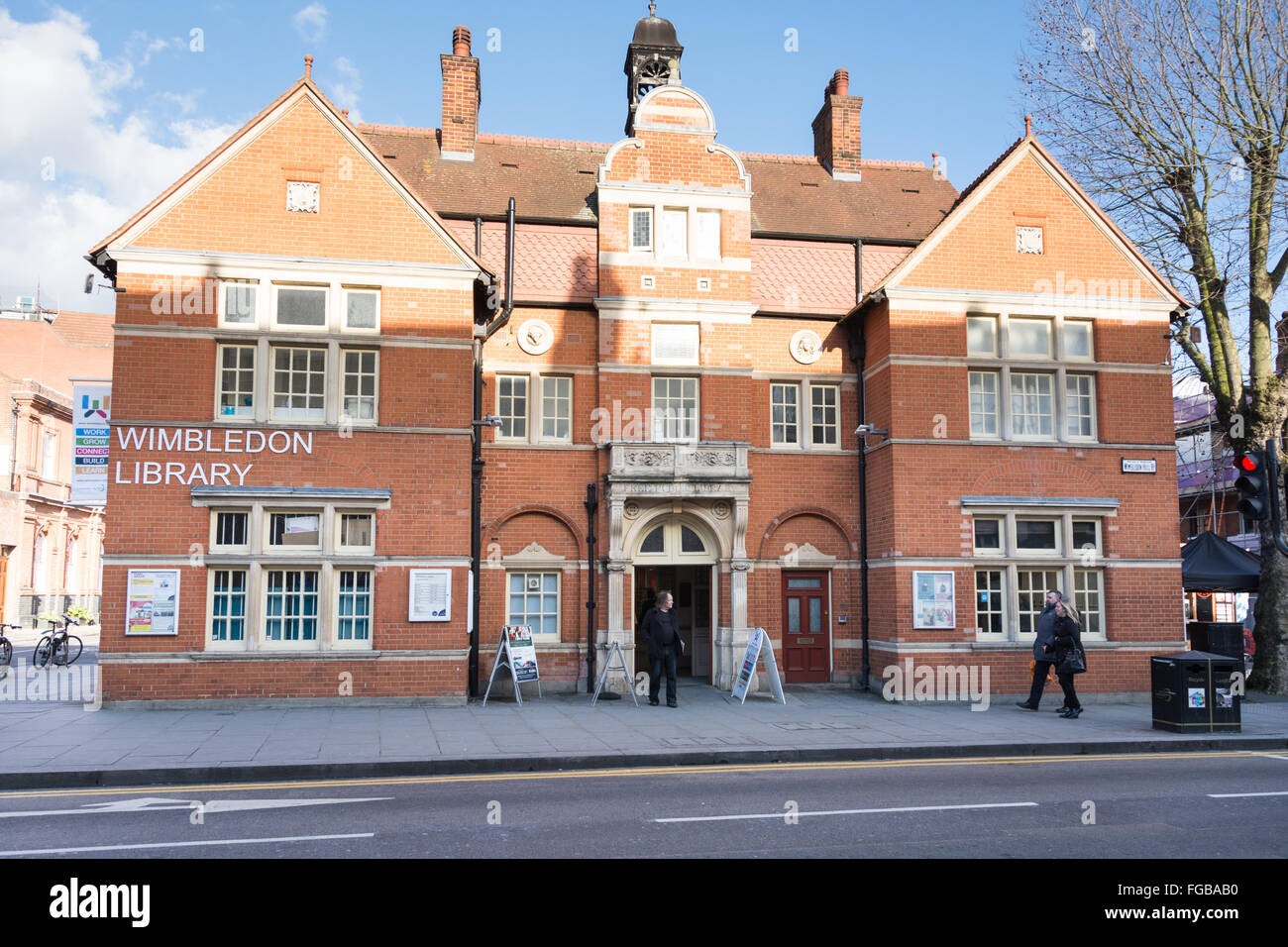 English libraries hi-res stock photography and images - Alamy