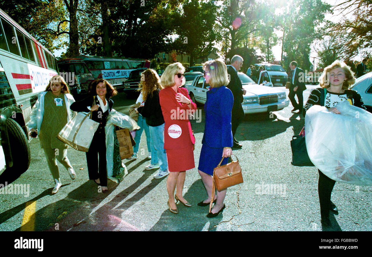 Durham, North Carolina, USA, 26th October, 1992 Tipper Gore and Hillary ...
