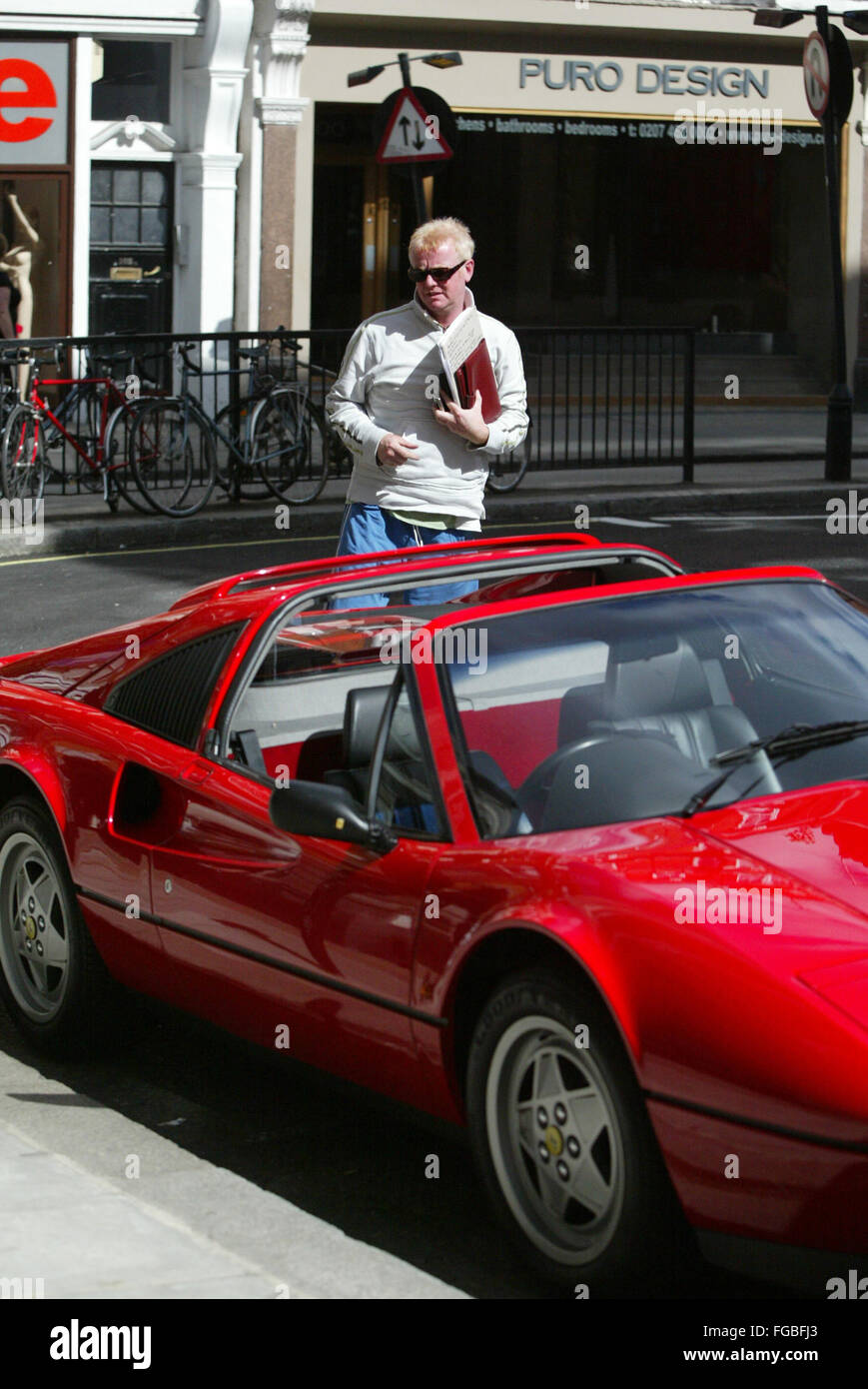 Chris Evans parks up a classic car a day to work, today ..Ferrari ...