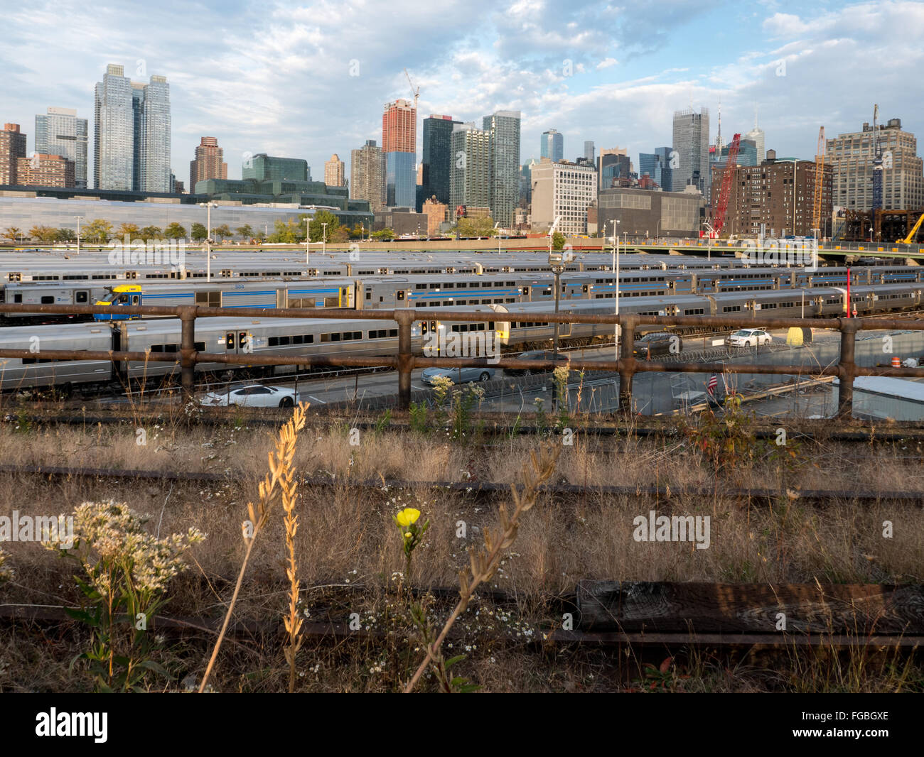 Manhattan skyline architecture hi-res stock photography and images - Alamy