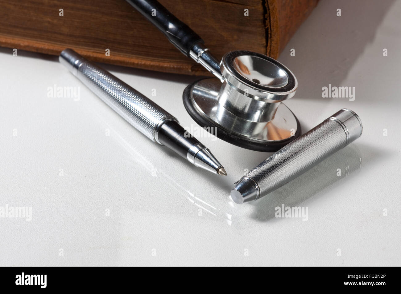 Heart with manometer hi-res stock photography and images - Alamy