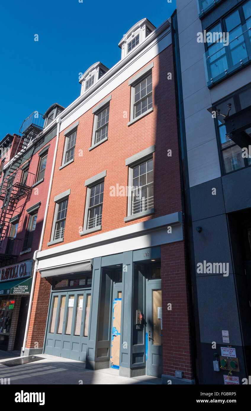 Restored Federal-style building at 192 Grand Street in Little Italy in ...