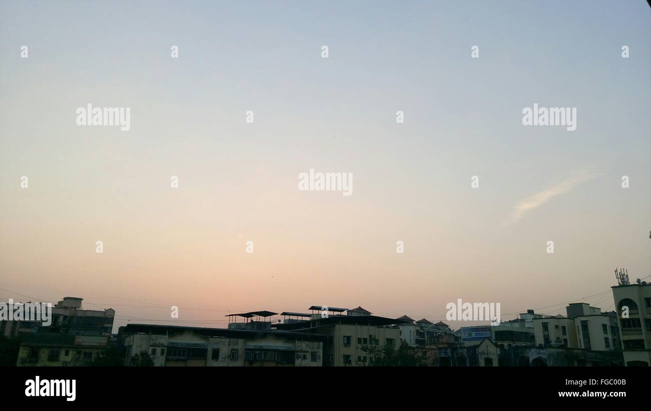 Sky over buildings architecture hi-res stock photography and images - Alamy