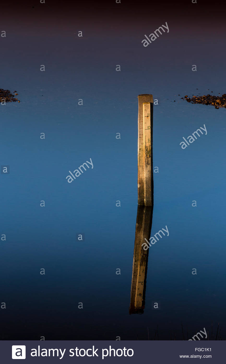 Water Depth Marker High Resolution Stock Photography and Images - Alamy