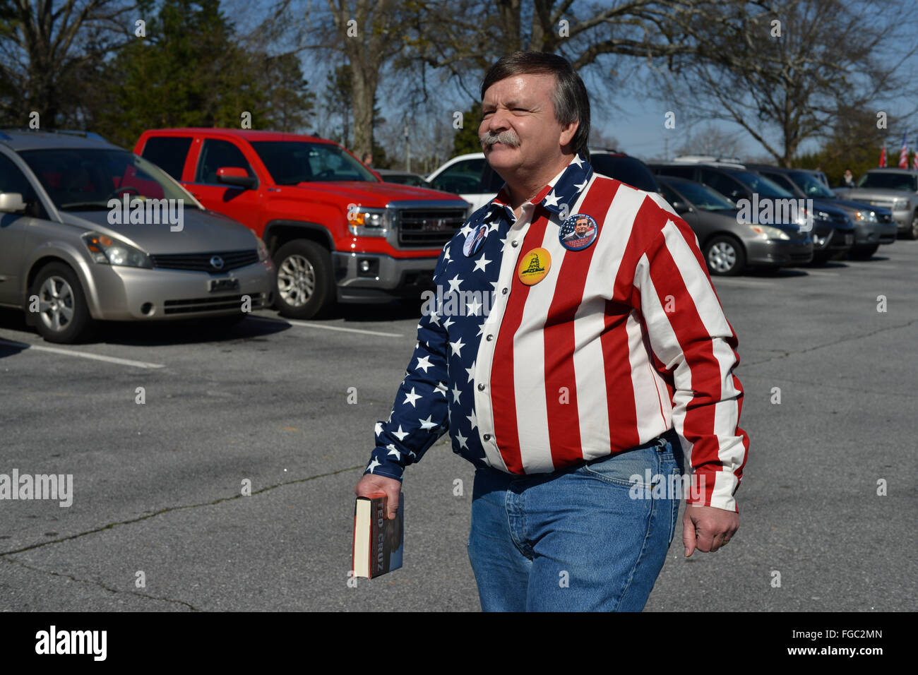Easley, South Carolina, US. 18th Feb, 2016. A Ted Cruz supporter ...