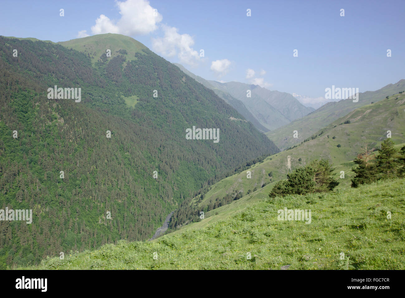 Valley of Pirikiti Alazani River, viewpoint between Chigo and Dartlo ...