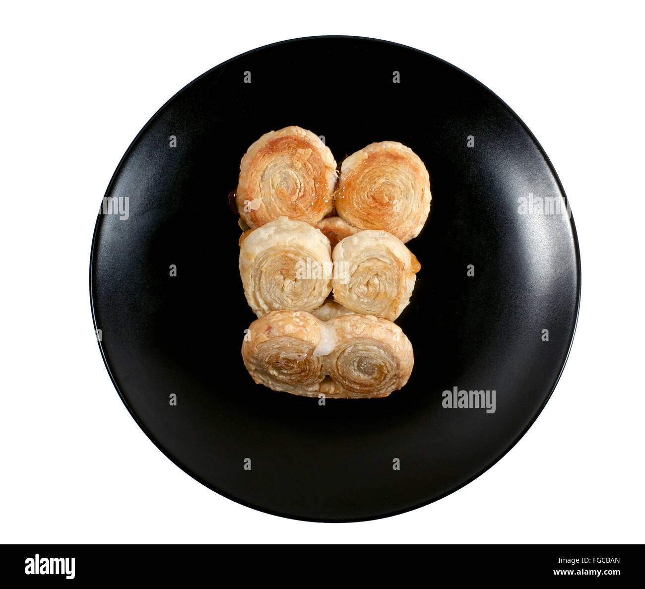 Isolated puff pastry from top on the place plate Stock Photo - Alamy