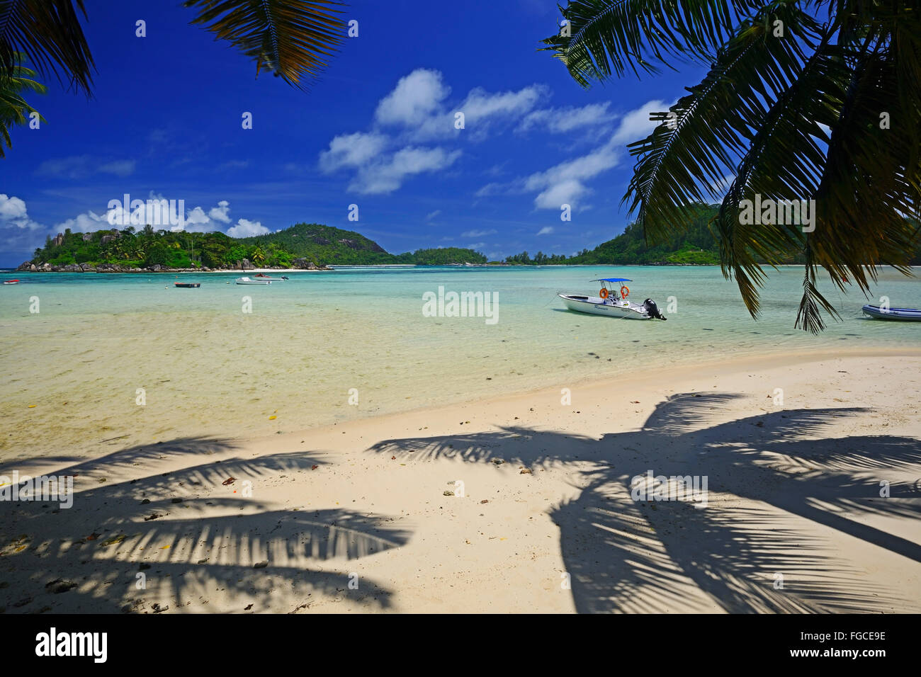 Idyllic bay at Port Launay, Mahe Island, Indian Ocean, Seychelles Stock ...