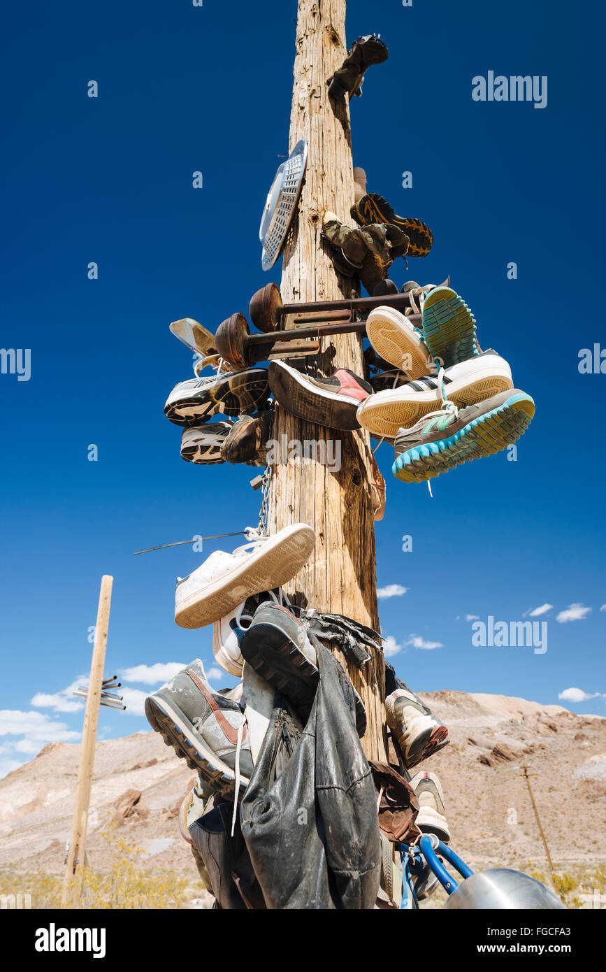 Utility pole in desert hi-res stock photography and images - Alamy