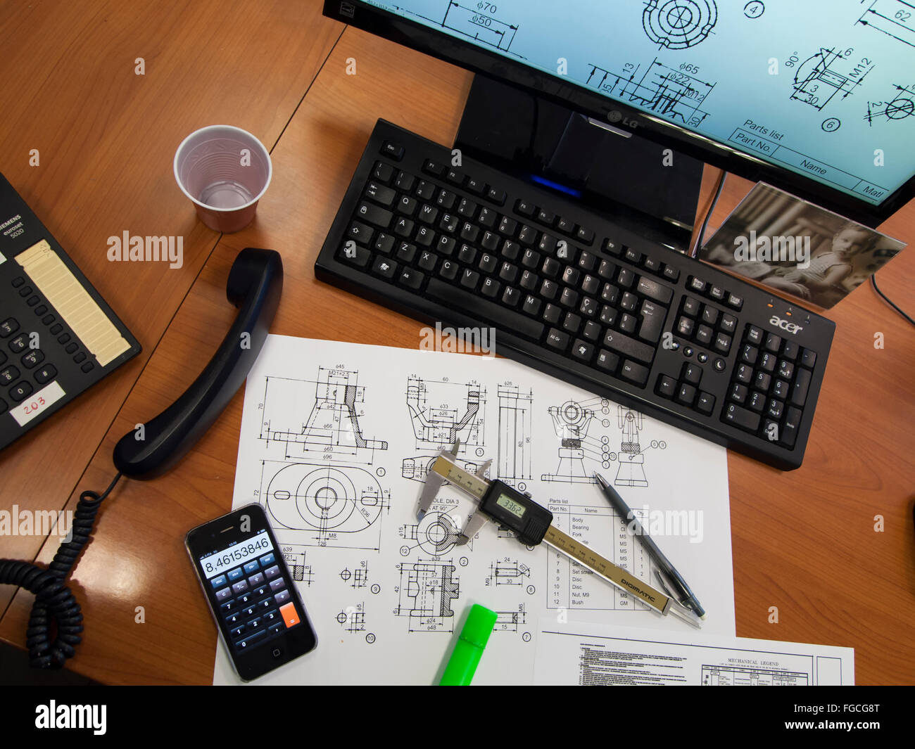 Mechanical drawing hi-res stock photography and images - Alamy
