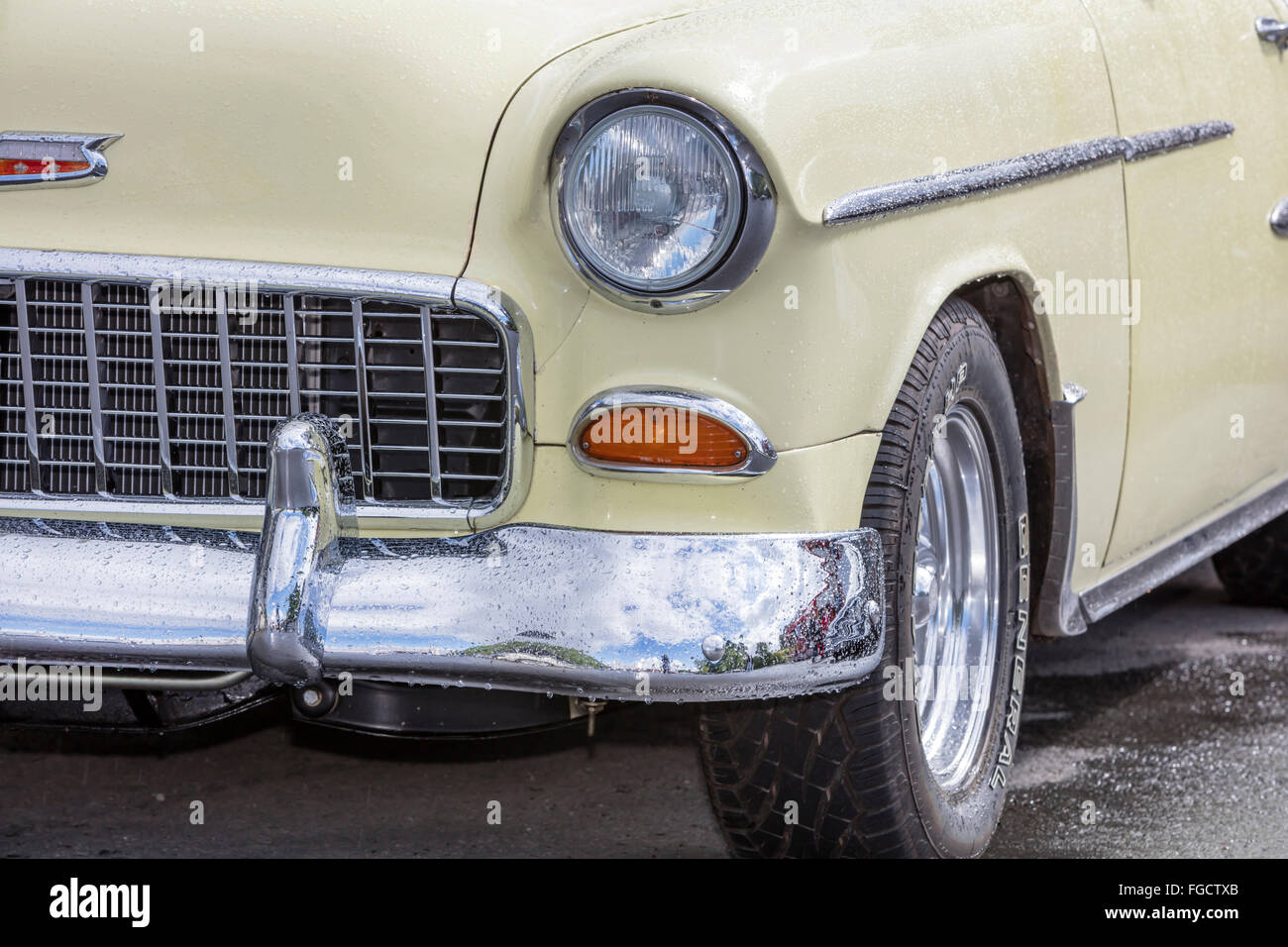 American vintage car, close-up of Chevrolet front detail Stock Photo ...
