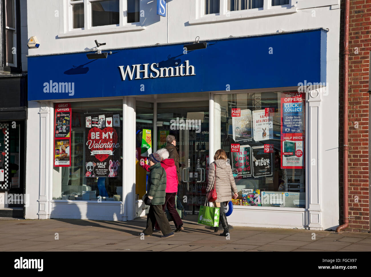 Whsmith shopper hi-res stock photography and images - Alamy