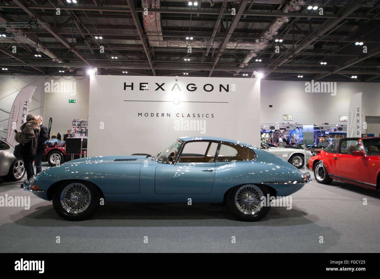 Hexagon modern classics hi-res stock photography and images - Alamy