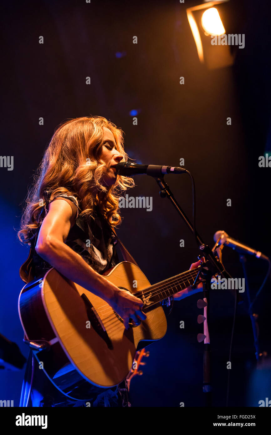 Heather nova singer hi-res stock photography and images - Alamy