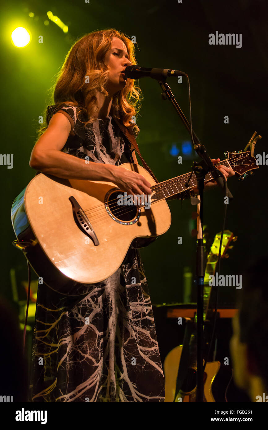 Heather nova hi-res stock photography and images - Alamy