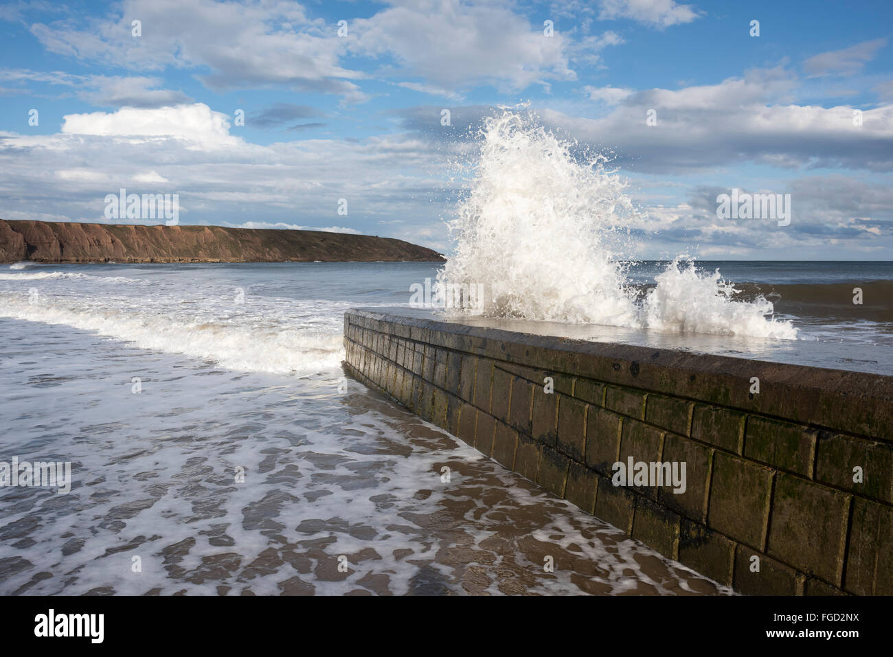 Filey Brigg from the cobble landing Stock Photo - Alamy