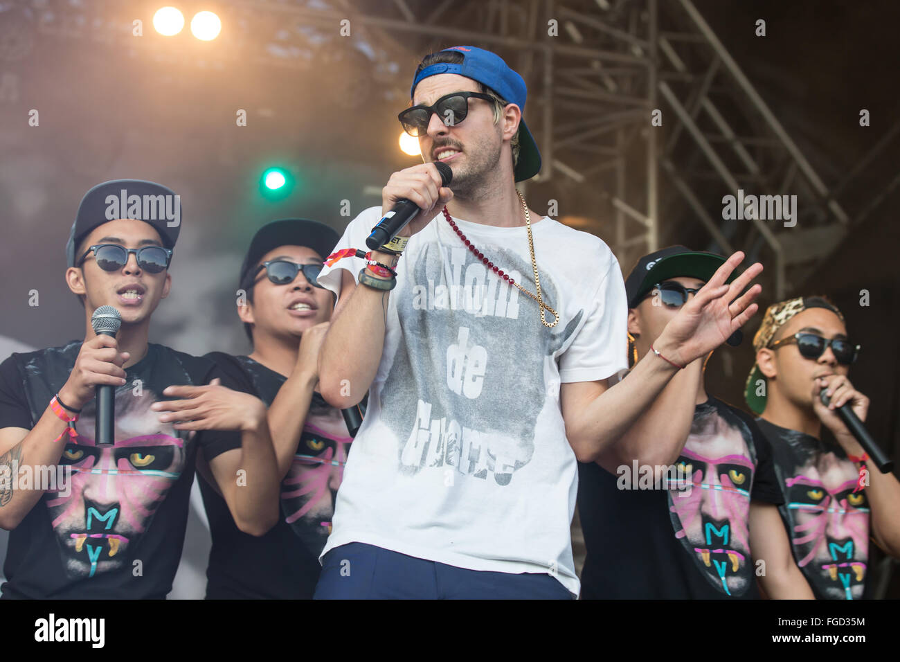 Rapper boy hi-res stock photography and images - Alamy