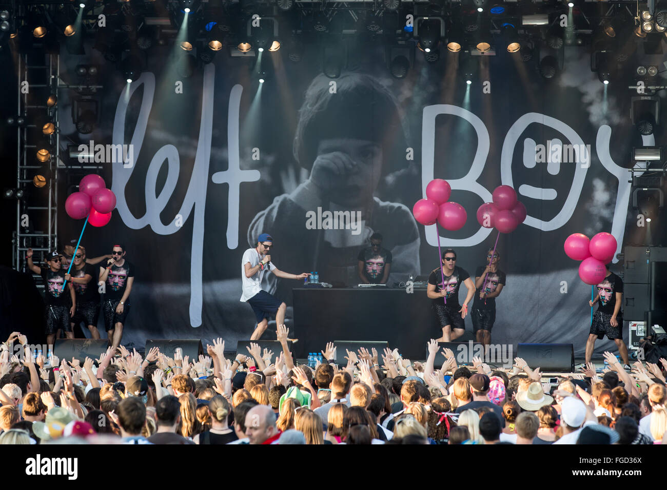 Rapper boy hi-res stock photography and images - Alamy