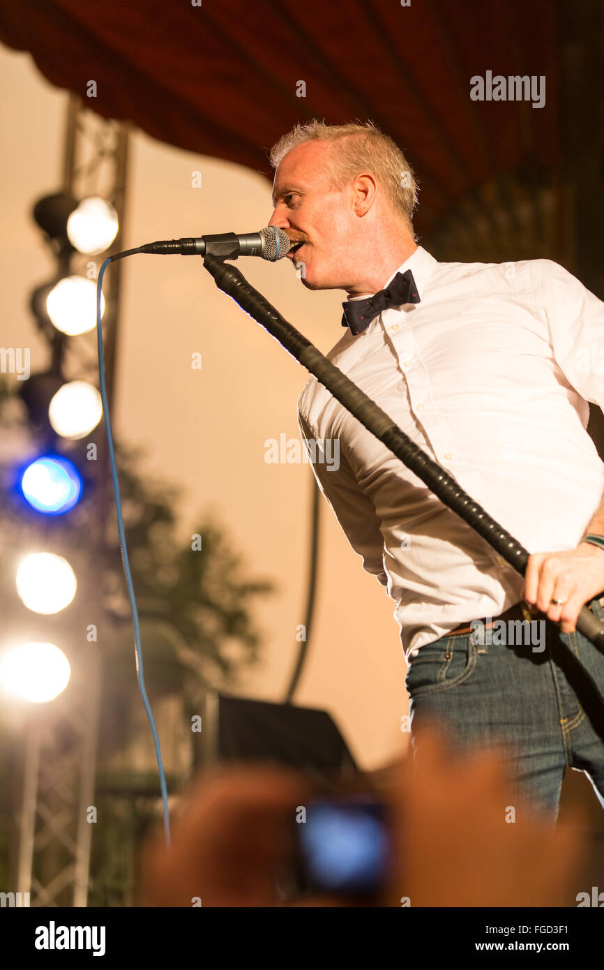 Spin doctors chris barron hi-res stock photography and images - Alamy