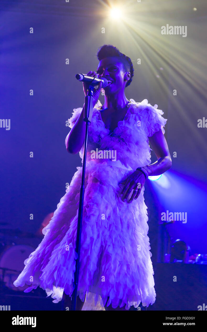 Skye edwards morcheeba singer hi-res stock photography and images - Alamy