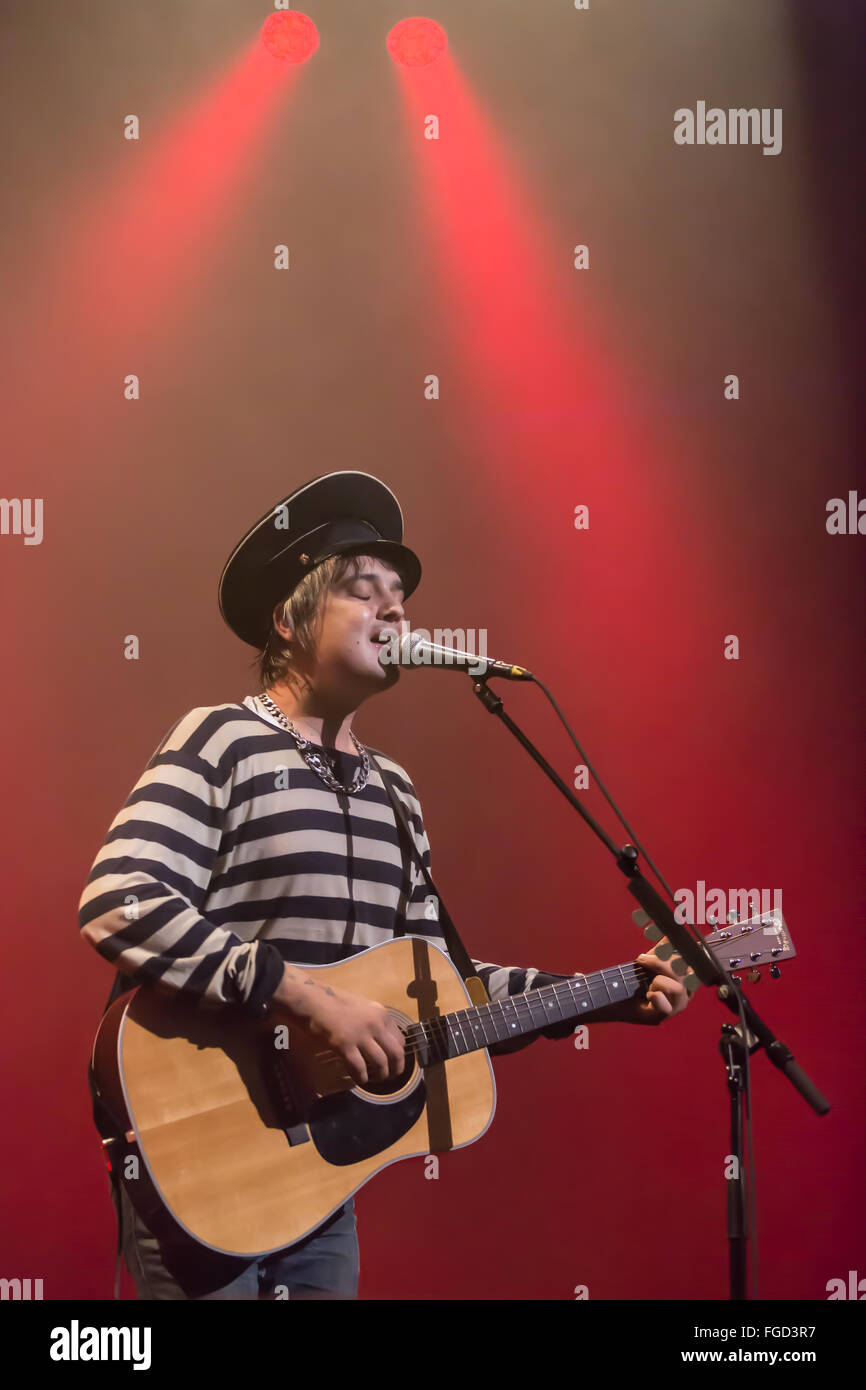 Peter doherty konzert hi-res stock photography and images - Alamy