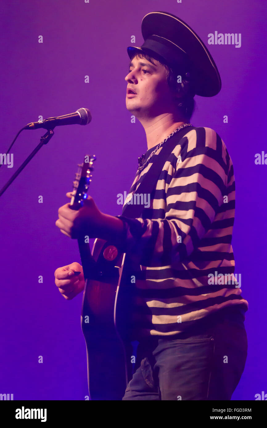 Peter doherty konzert hi-res stock photography and images - Alamy