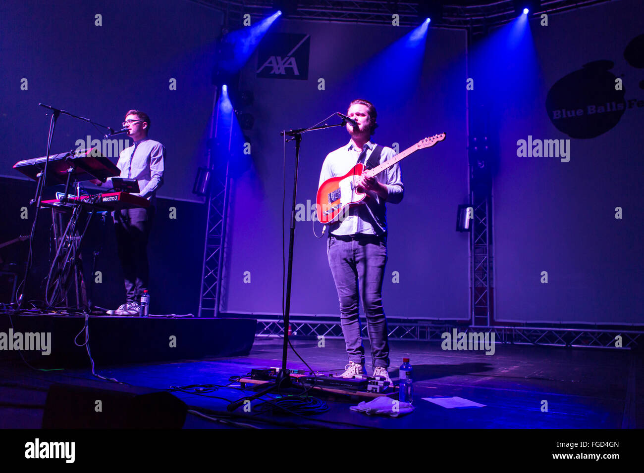 Britische alternative pop band hi-res stock photography and images - Alamy