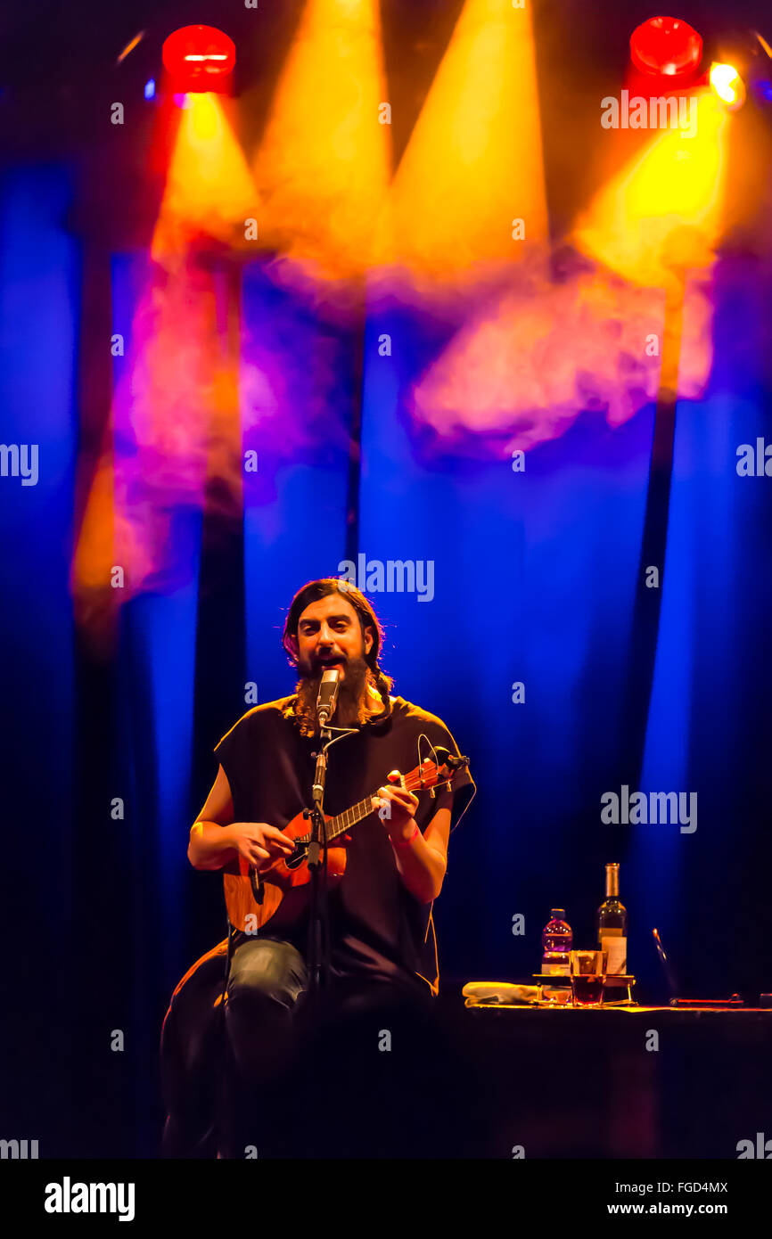 Matthew singer hi-res stock photography and images - Alamy