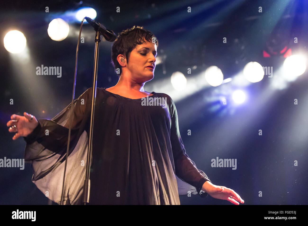 Sian evans singer hi-res stock photography and images - Alamy