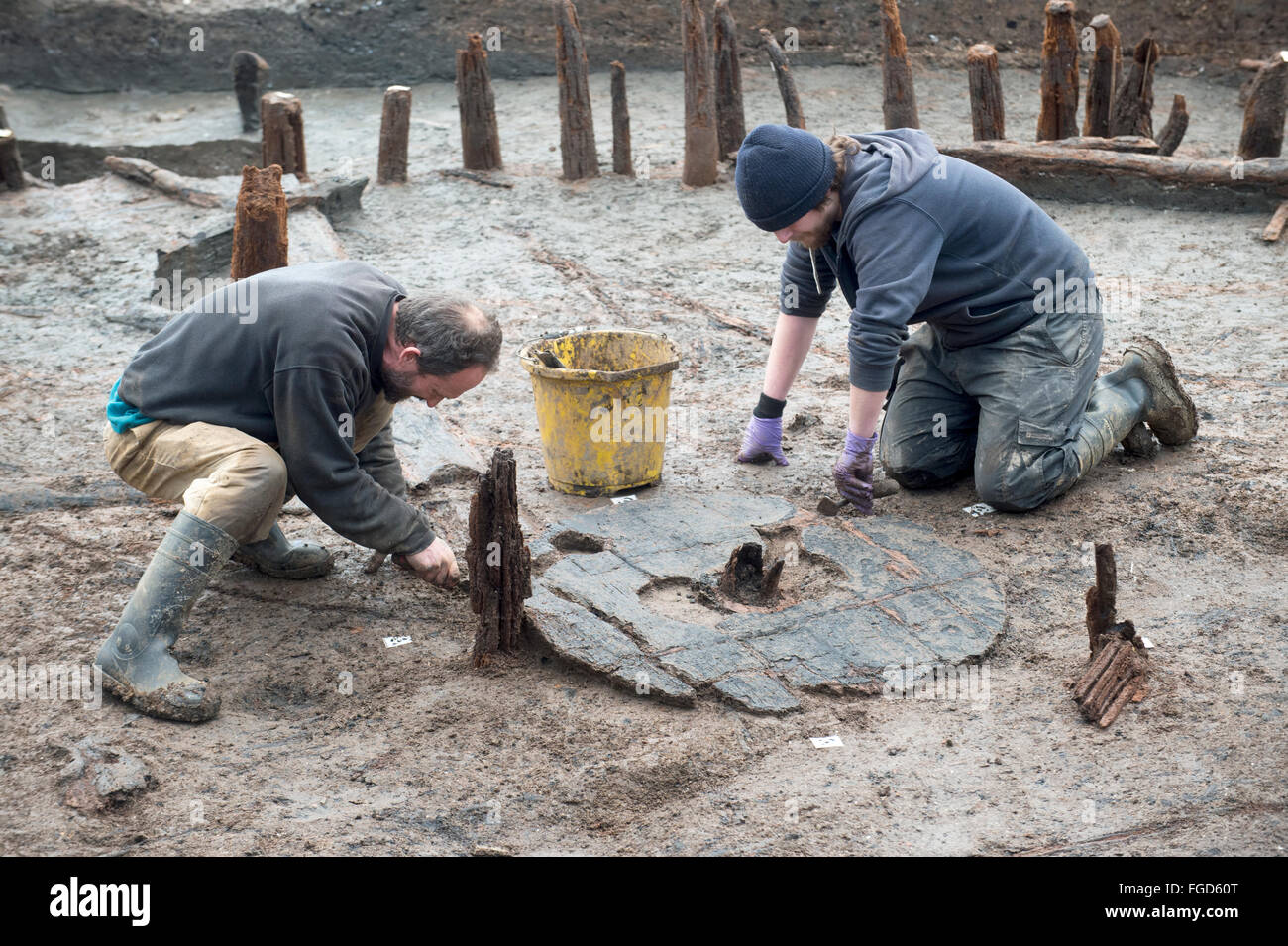 Archaeologists have uncovered a 3000 year old Bronze Age wheel at Must ...