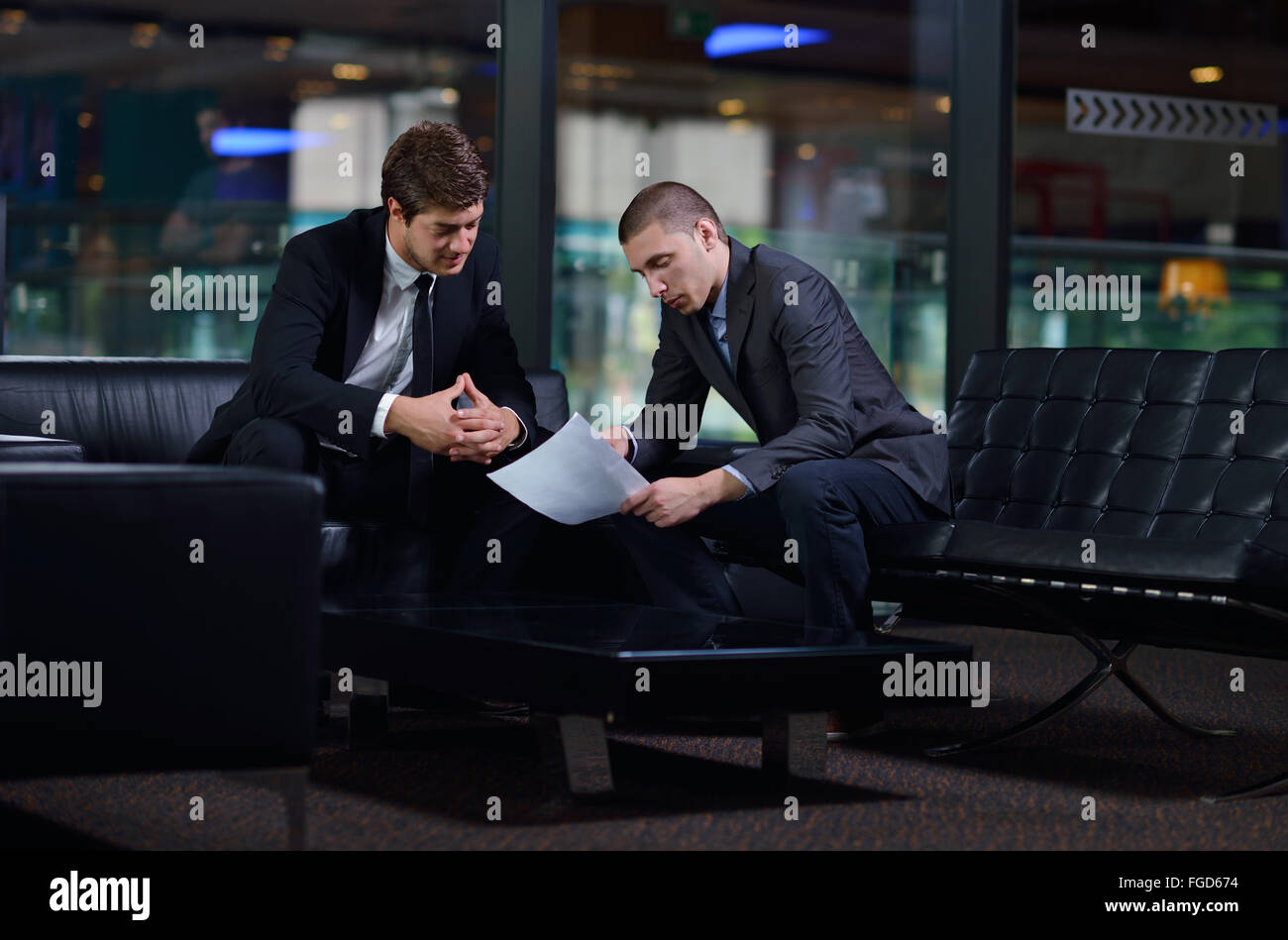 Partner support hi-res stock photography and images - Alamy