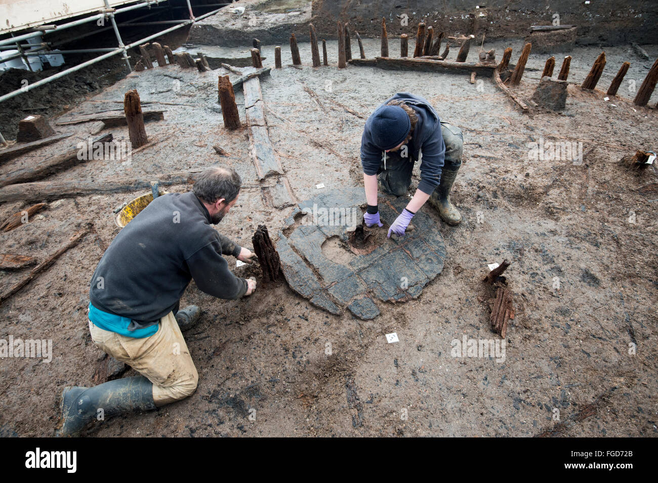 Archaeologists have uncovered a 3000 year old Bronze Age wheel at Must ...