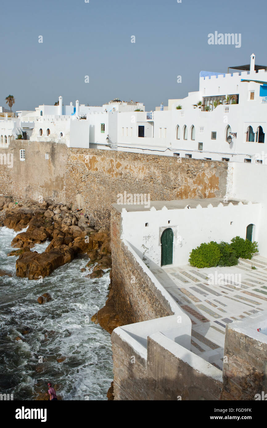 Painted walls in Asilah medina Morocco Stock Photo - Alamy