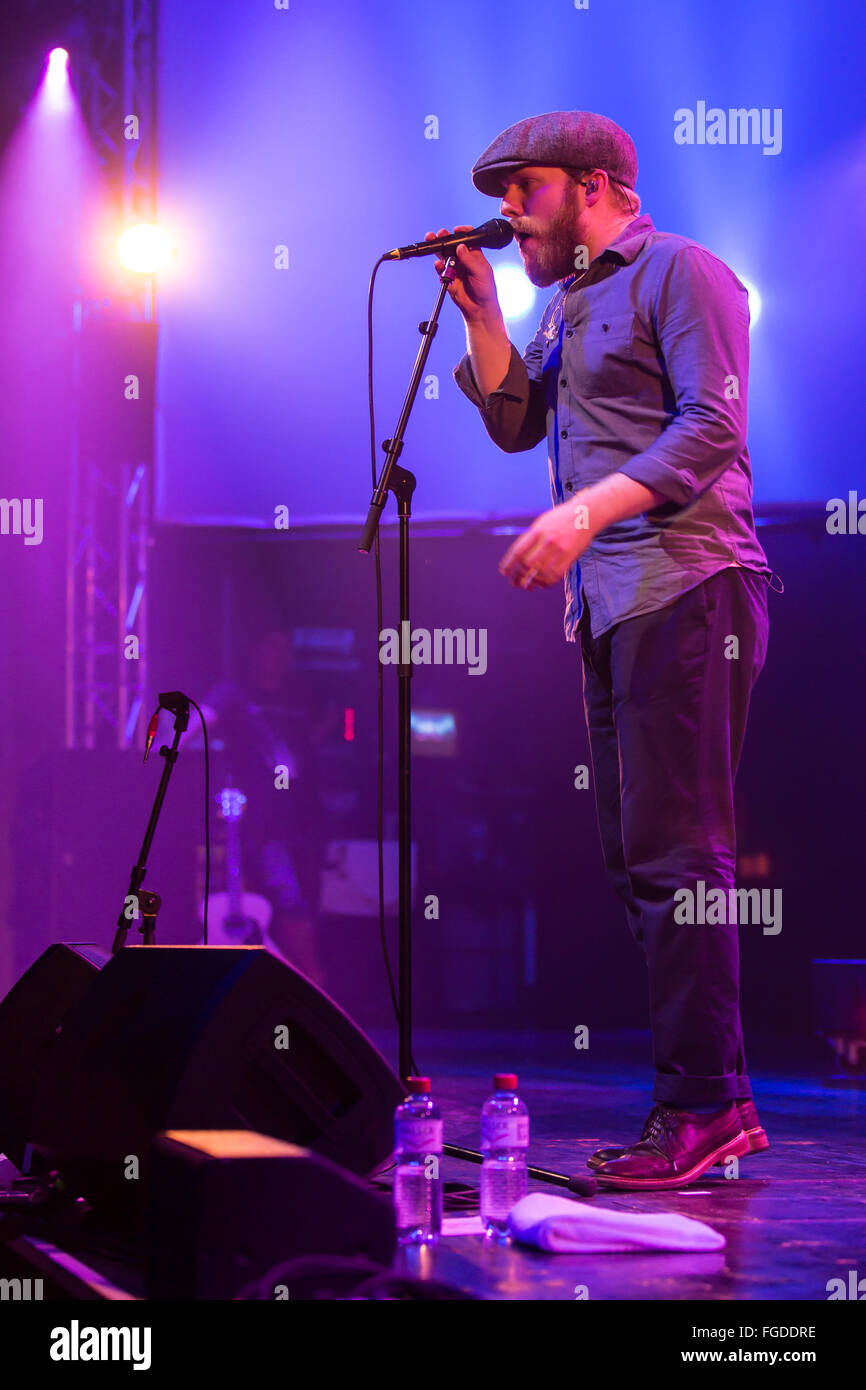 Alex clare hi-res stock photography and images - Alamy