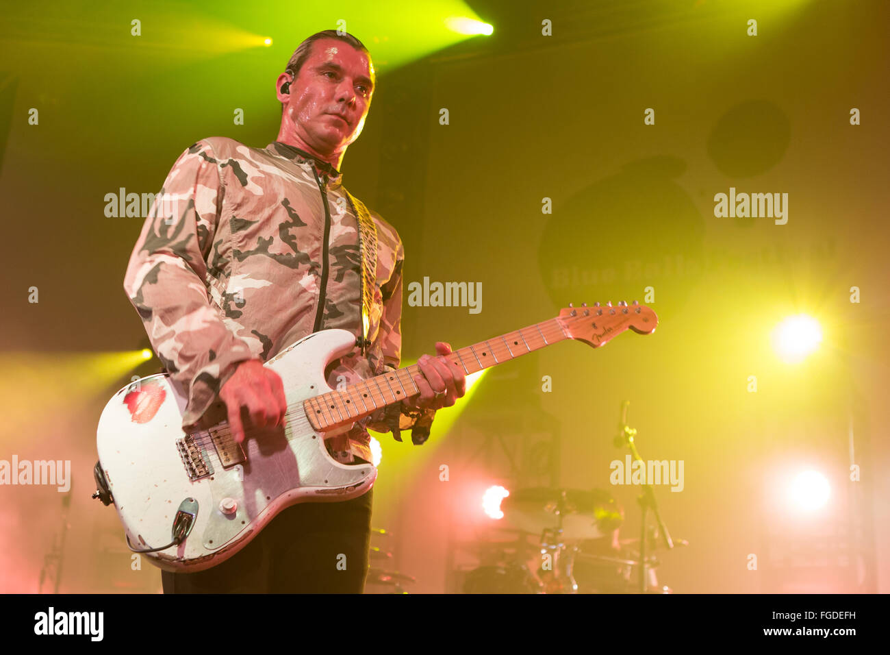 Bush band hi-res stock photography and images - Alamy