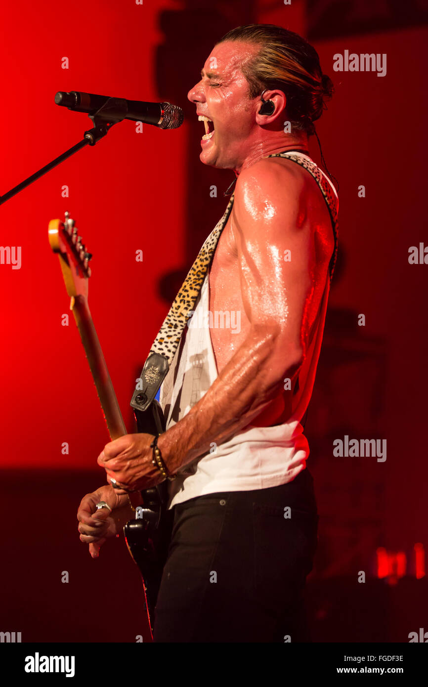 Bush gavin hi-res stock photography and images - Alamy