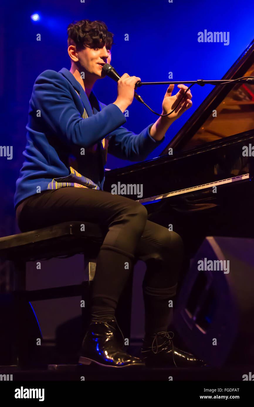 Patrick wolf singer hi-res stock photography and images - Alamy