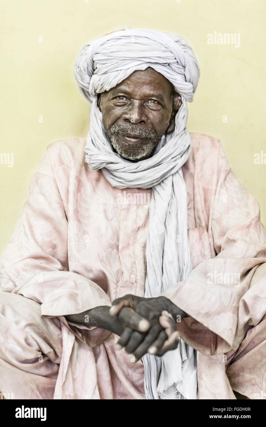 Portrait of a muslim man with turban and hands held together Stock ...