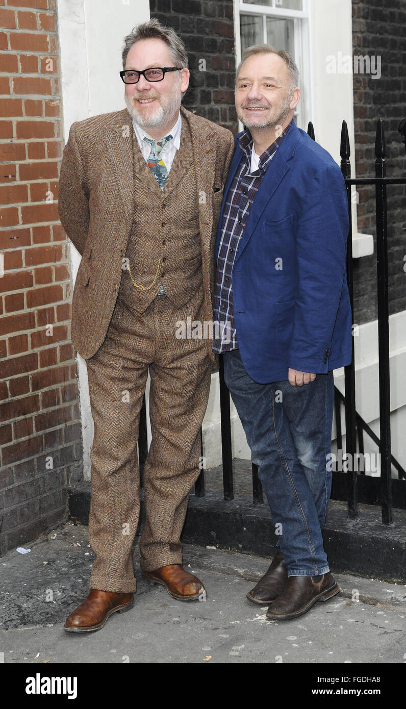 Vic reeves and bob mortimer hi-res stock photography and images - Alamy